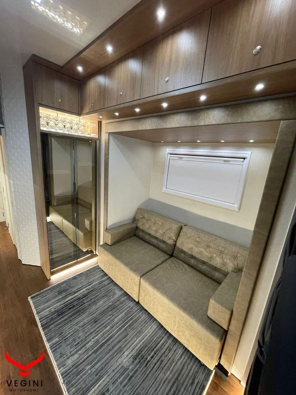 Motorhome em Scania 450s – Vegini